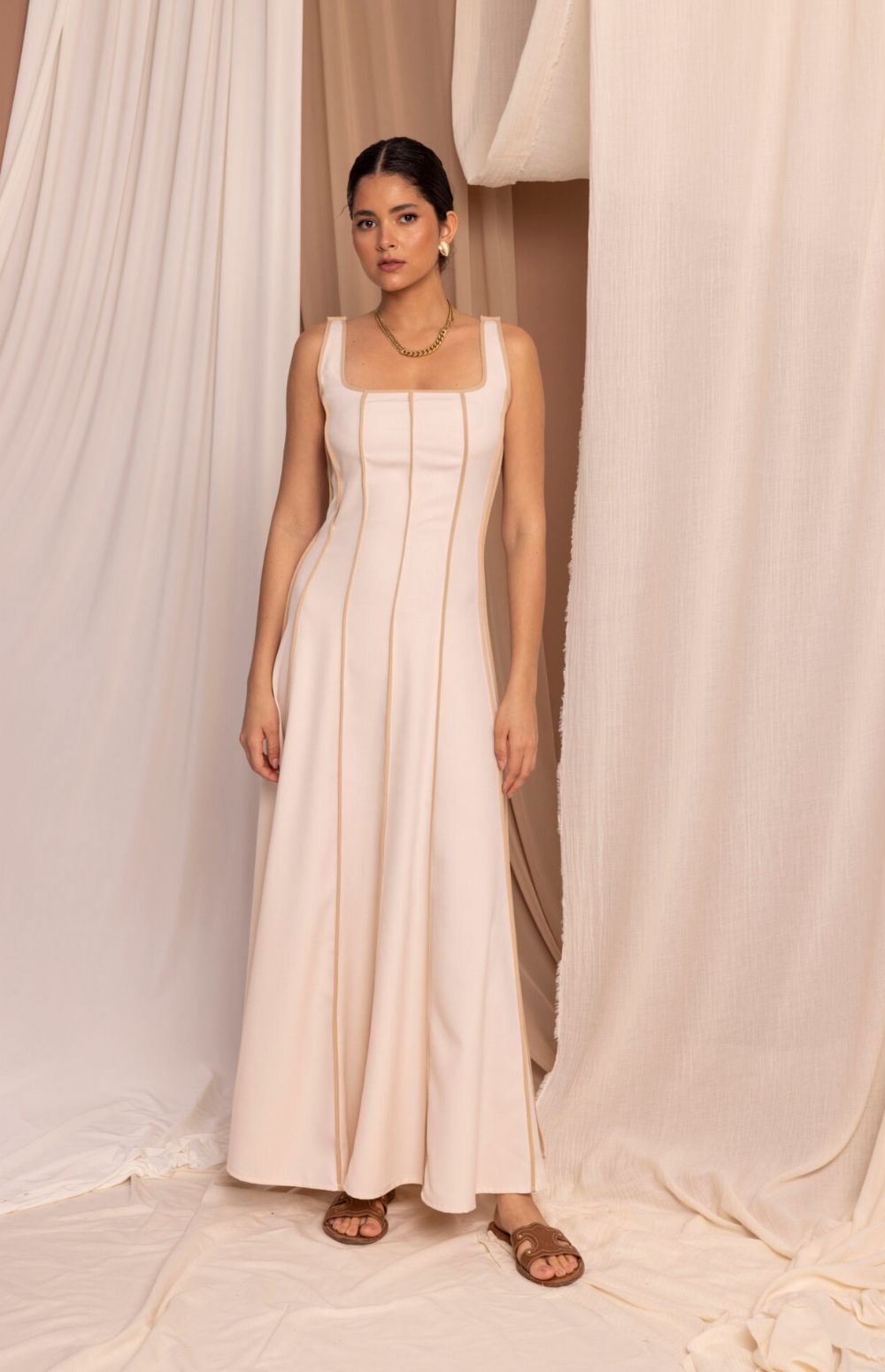 LA CHAINE EROS MAXI DRESS | ECRU-BEIGE