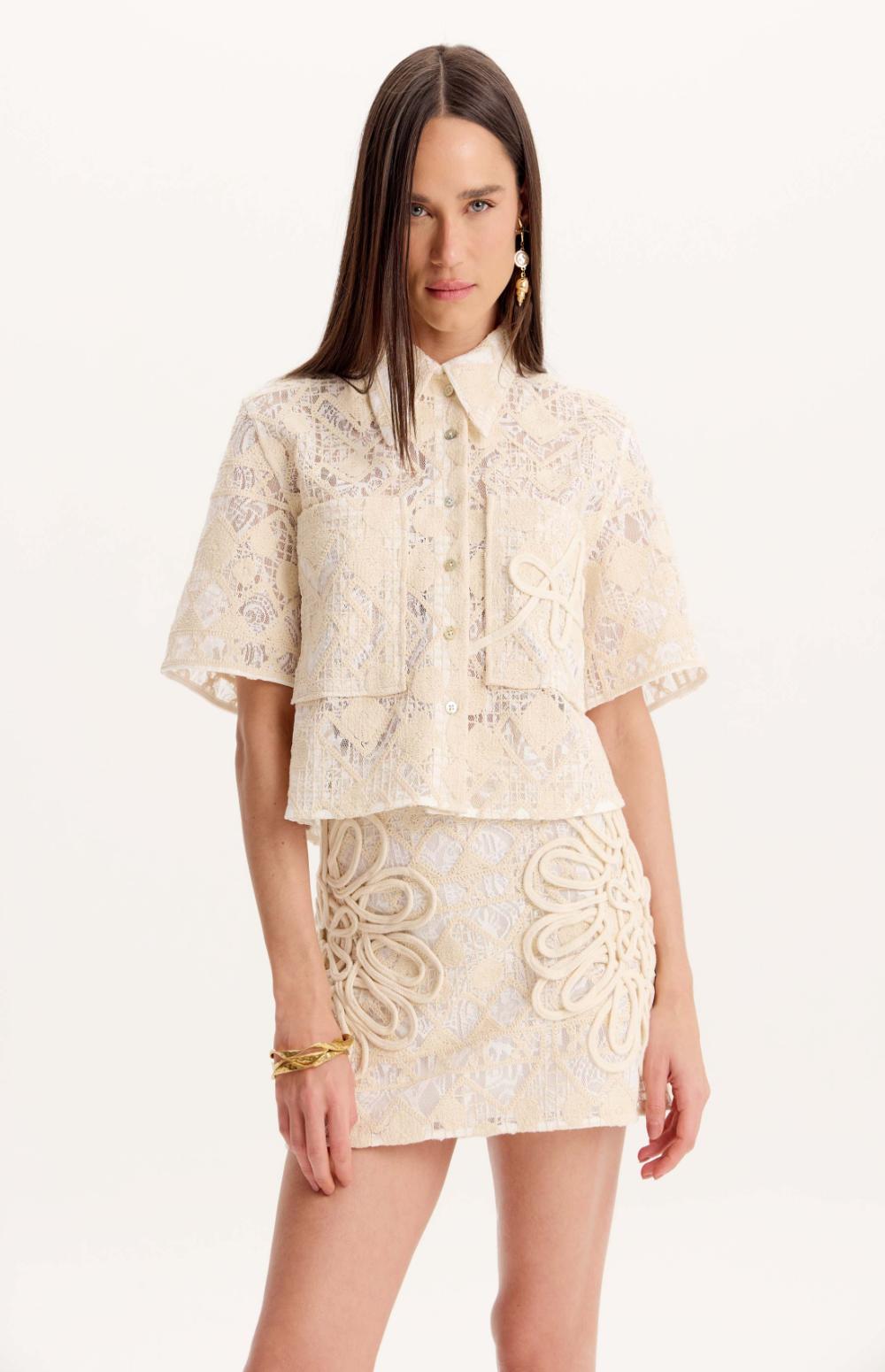 SHORT SLEEVE SHIRT WITH EMBROIDERY