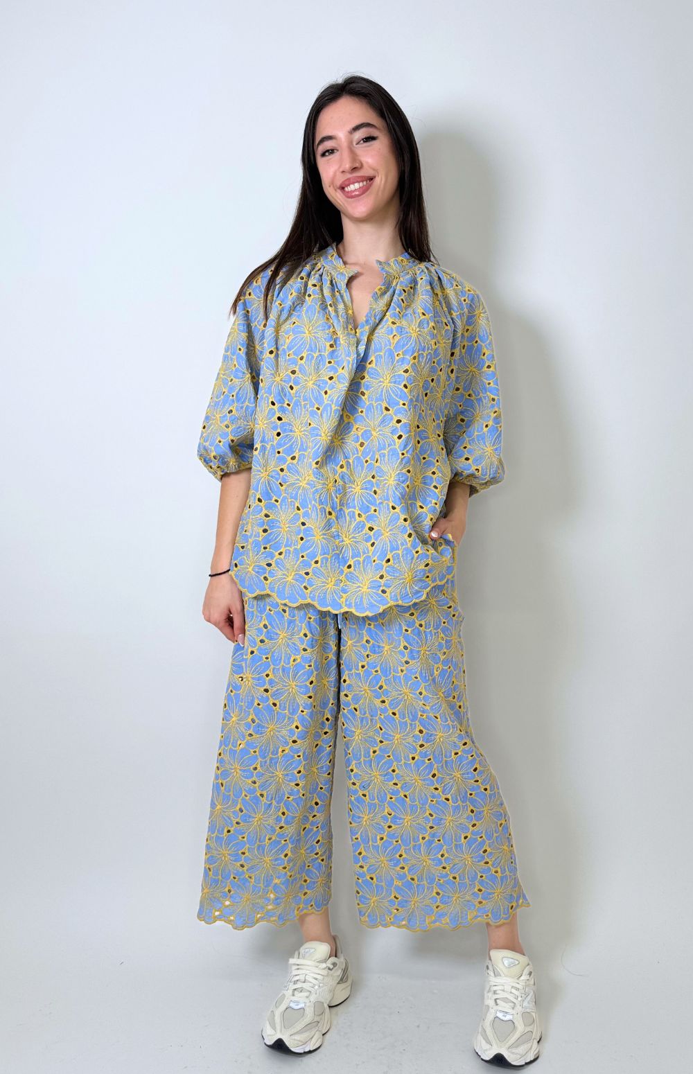 CO-ORD EMROIDERY BLOUSE & PANTS