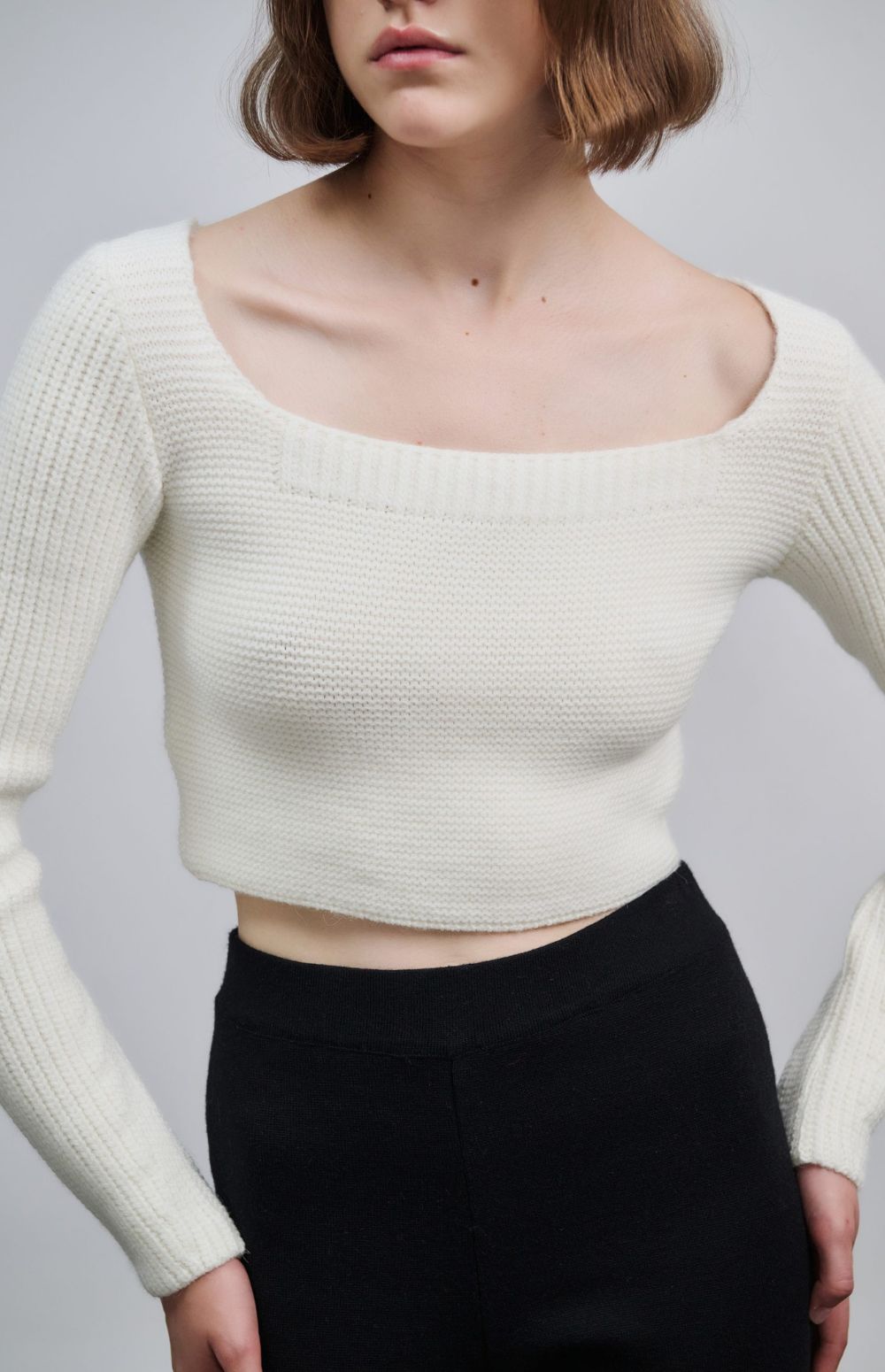 CROP TOP KNITWEAR